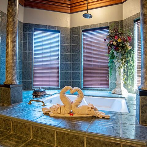 The Presidential ⋆ The Anniversary Inn