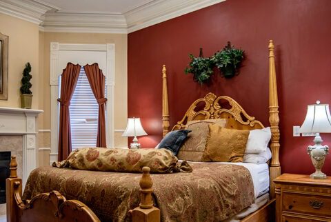 European Honeymoon ⋆ The Anniversary Inn